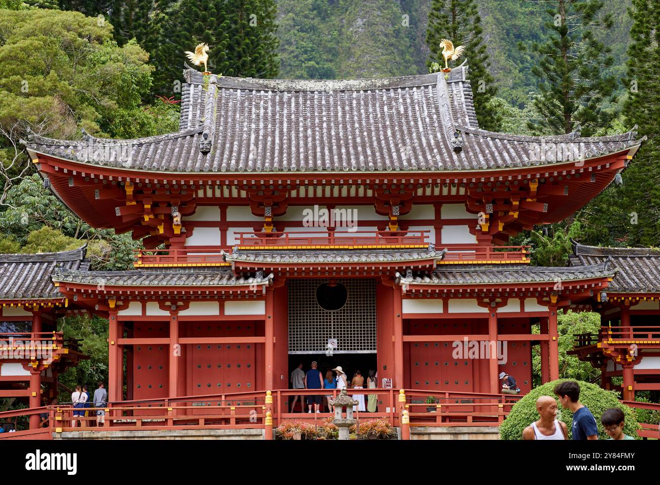 Closeup of the famous Byodo-In temple in Hawaii Stock Photo - Alamy