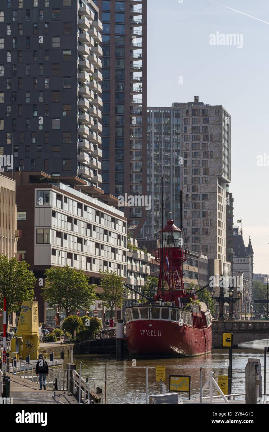 Modern architecture in the port of Rotterdam in Netherlands Stock Photo ...