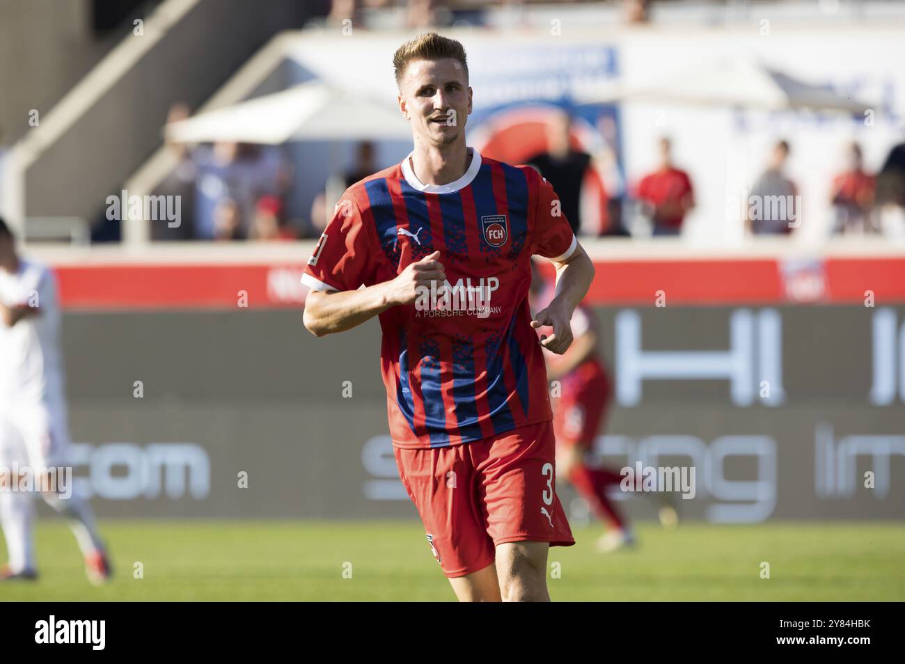 Football match, Jan SCHOePPNER 1.FC Heidenheim, Voith-Arena football ...