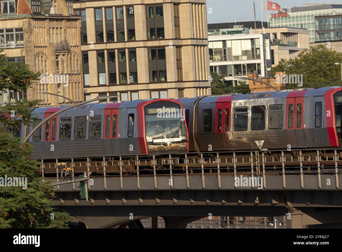 Underground, Hamburger Verkehrsverbund HVV, local transport, railway ...