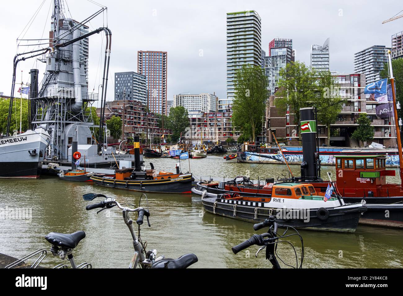 Modern architecture in the port of Rotterdam in Netherlands Stock Photo ...