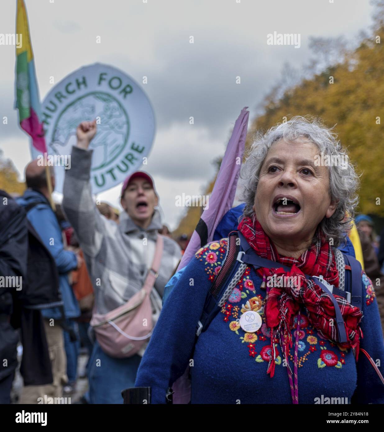 Mass phase hi-res stock photography and images - Alamy