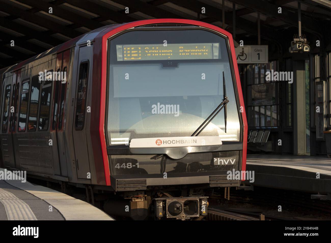 Underground, Hamburger Verkehrsverbund HVV, local transport, train of ...