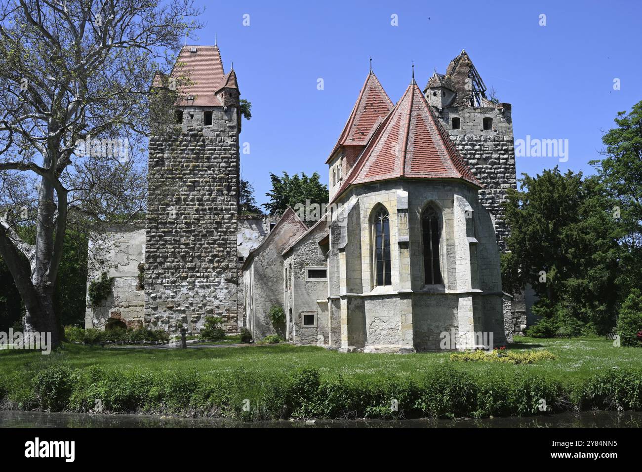 Schloss pottendorf hi-res stock photography and images - Alamy