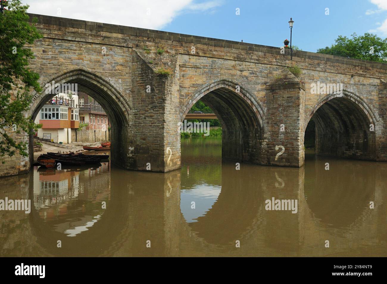 Historic Elvet Bridge In Durham England Great Britain On A Beautiful ...