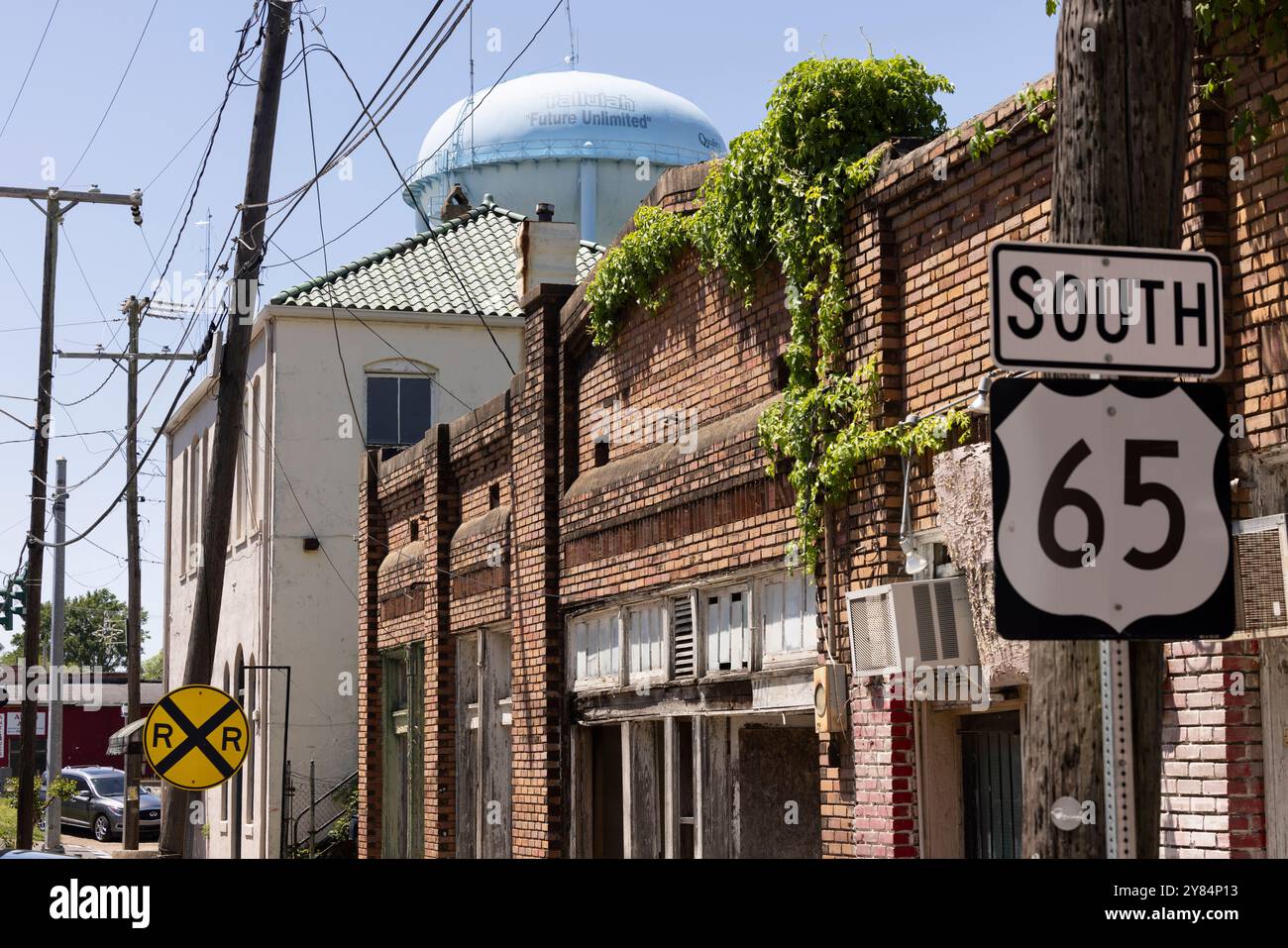 Tallulah, Louisiana, USA - April 23, 2024: Afternoon sun shines on the ...