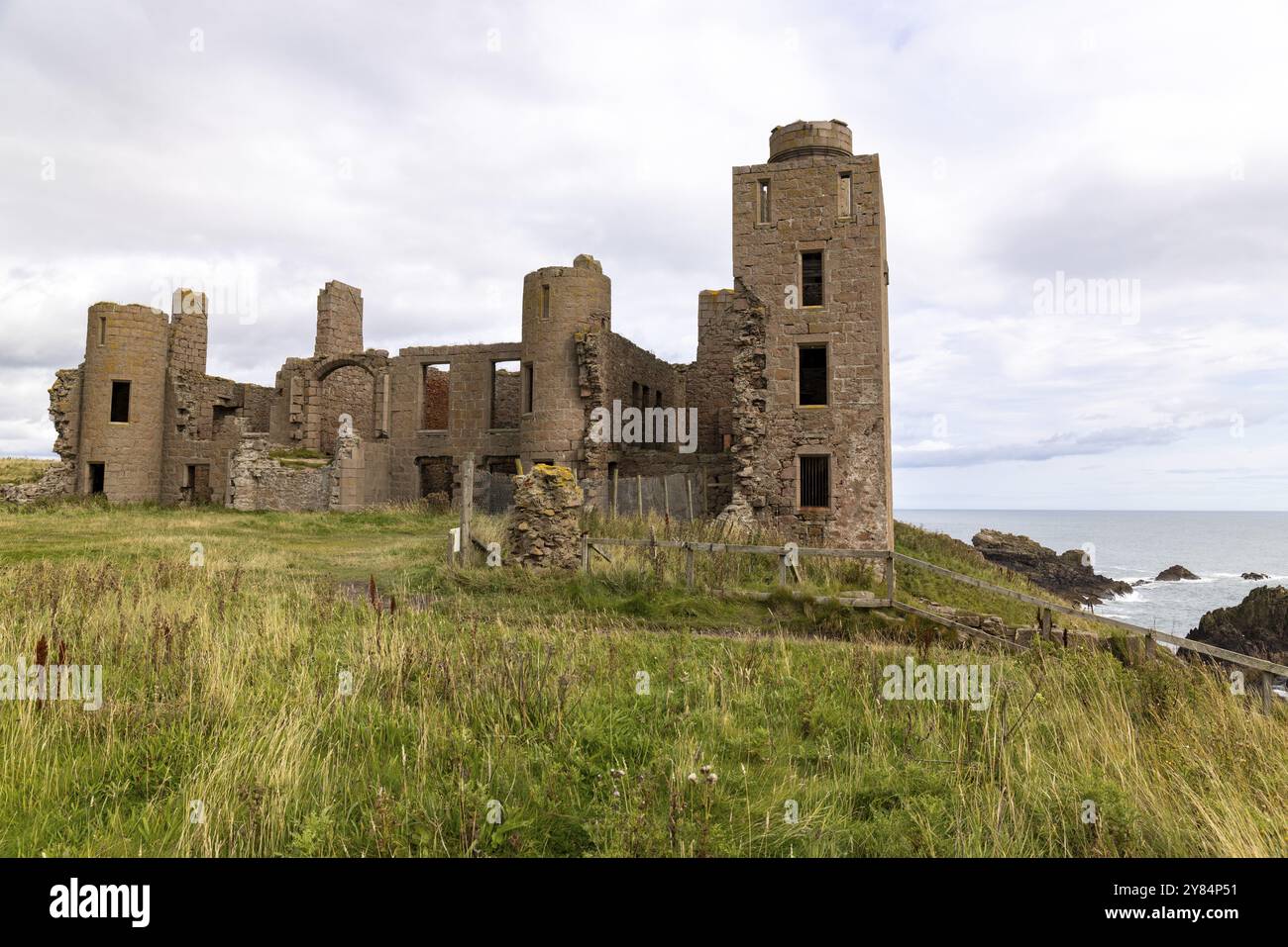 New Slains Castle, ruined castle on the cliffs, Cruden Bay, Peterhead ...