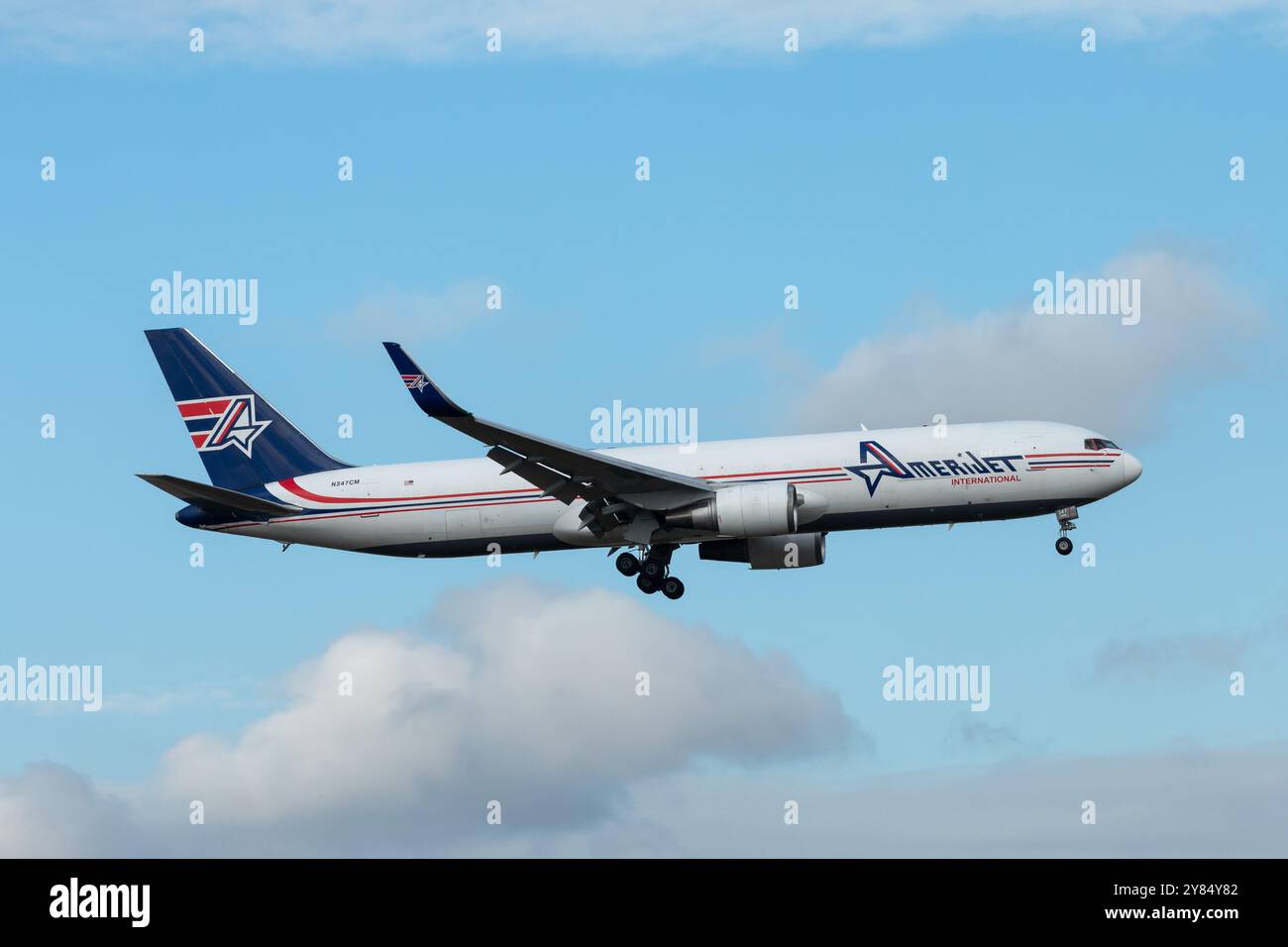 Elizabeth, New Jersey - October 2, 2024: An Amerijet Boeing 767 lands ...