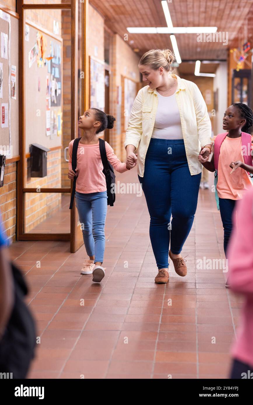 School diversity hi-res stock photography and images - Alamy