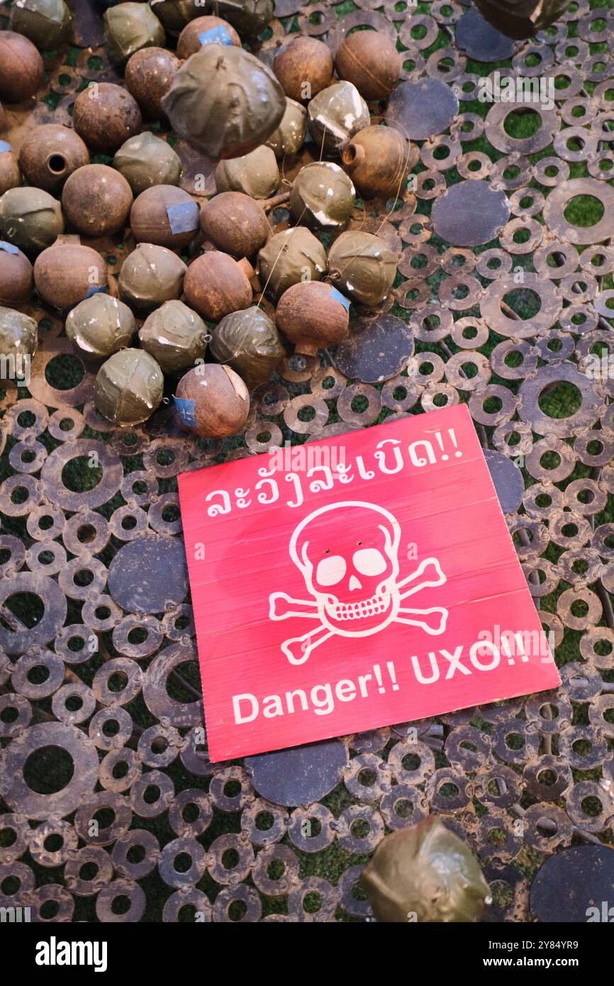 Danger sign vietnam hi-res stock photography and images - Alamy