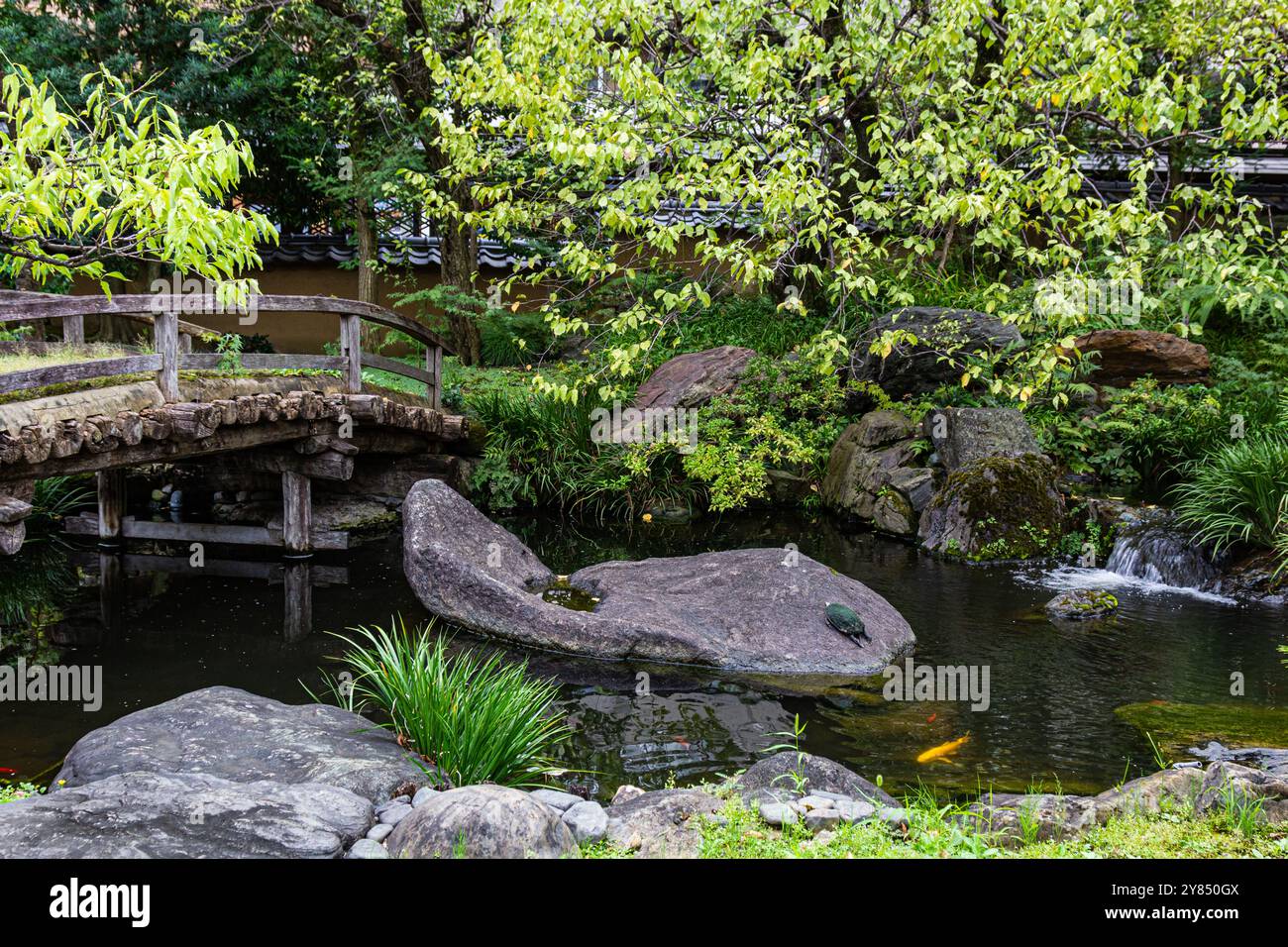 Yushima Tenmangu Shrine Garden, commonly known as Yushima Tenjin, is ...