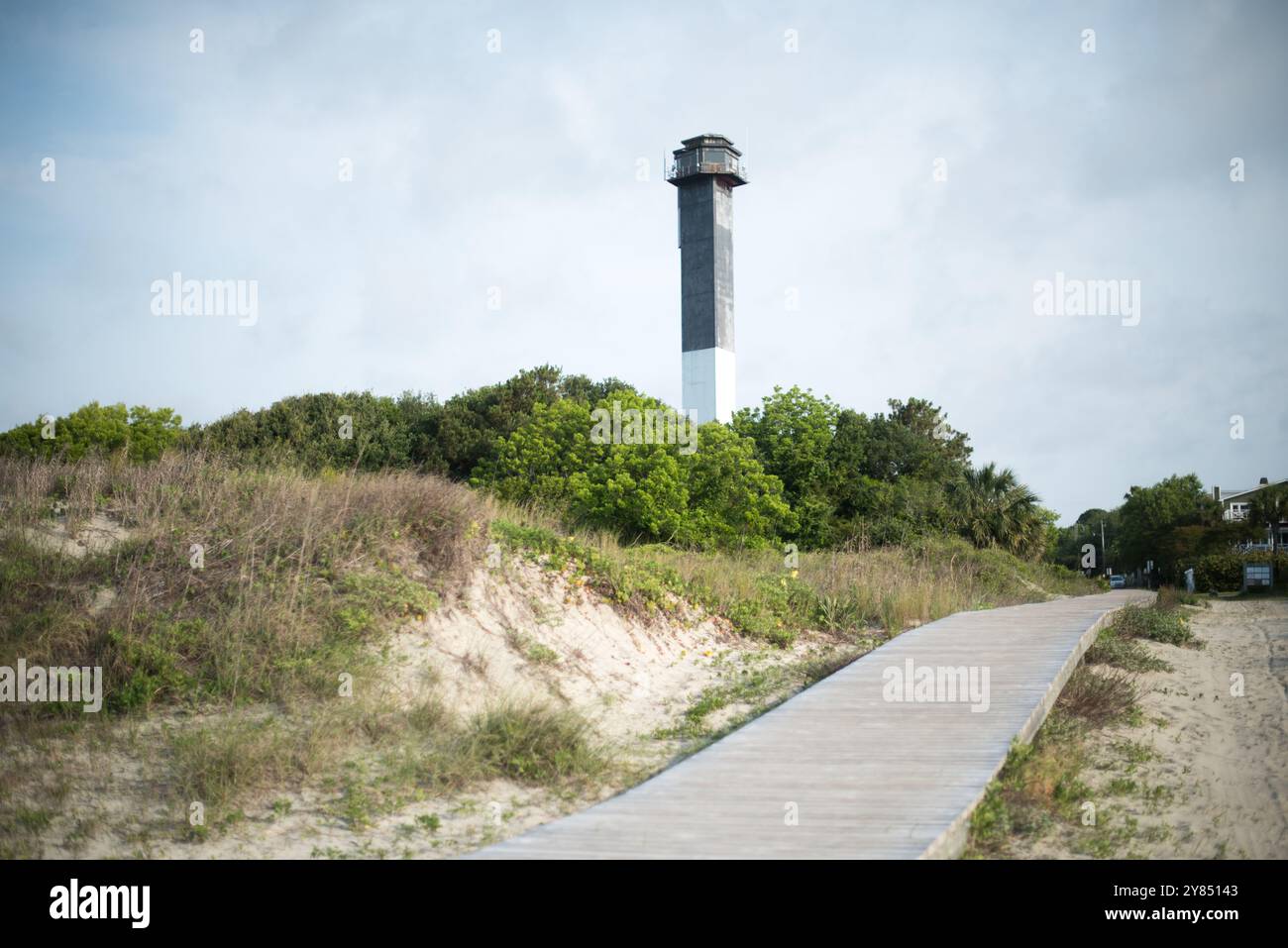 Charleston Light Lighthouse Sullivans Island South Carolina // SULLIVAN ...