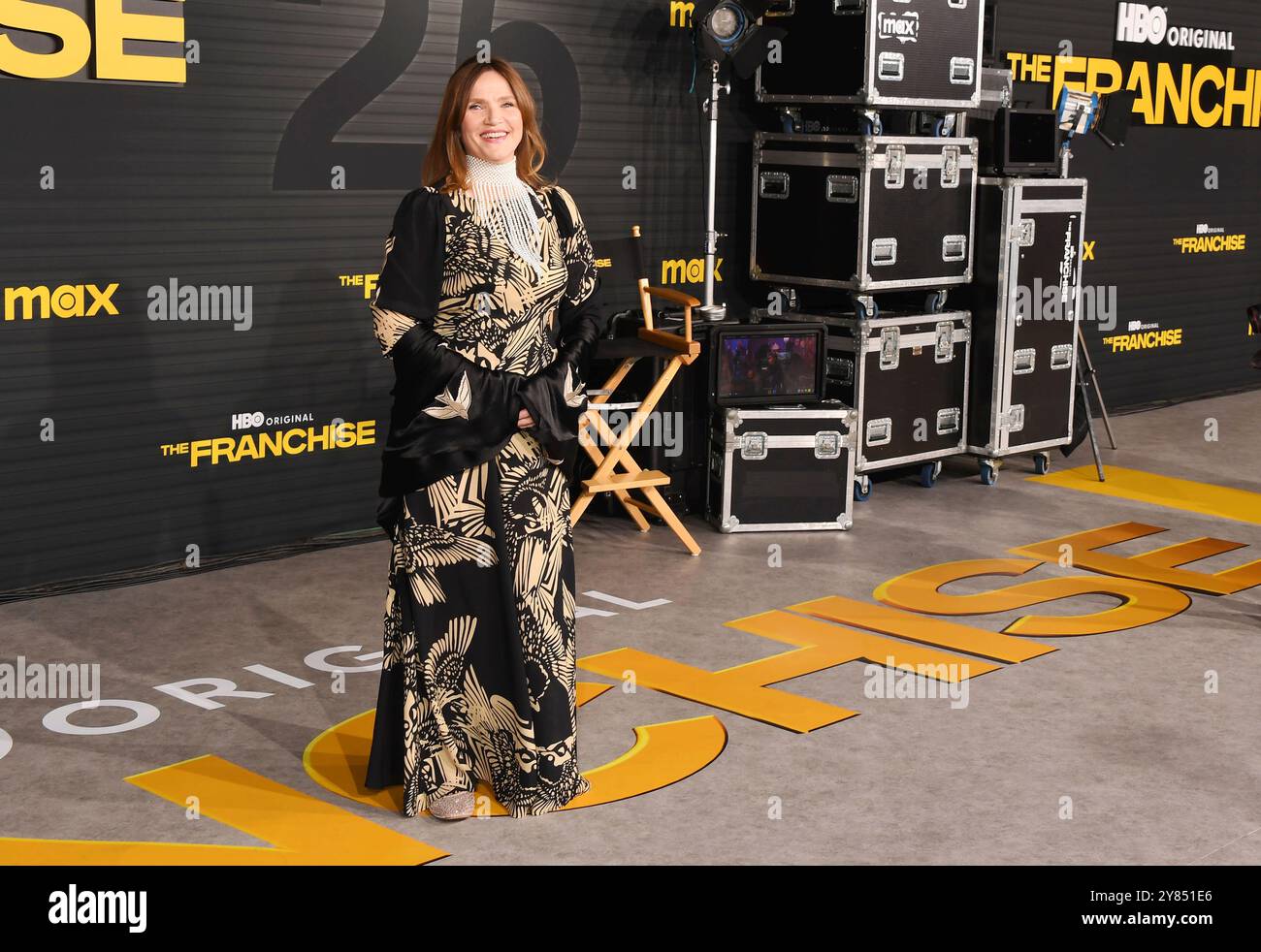 LOS ANGELES, CALIFORNIA - OCTOBER 01: Jessica Hynes attends the Los ...