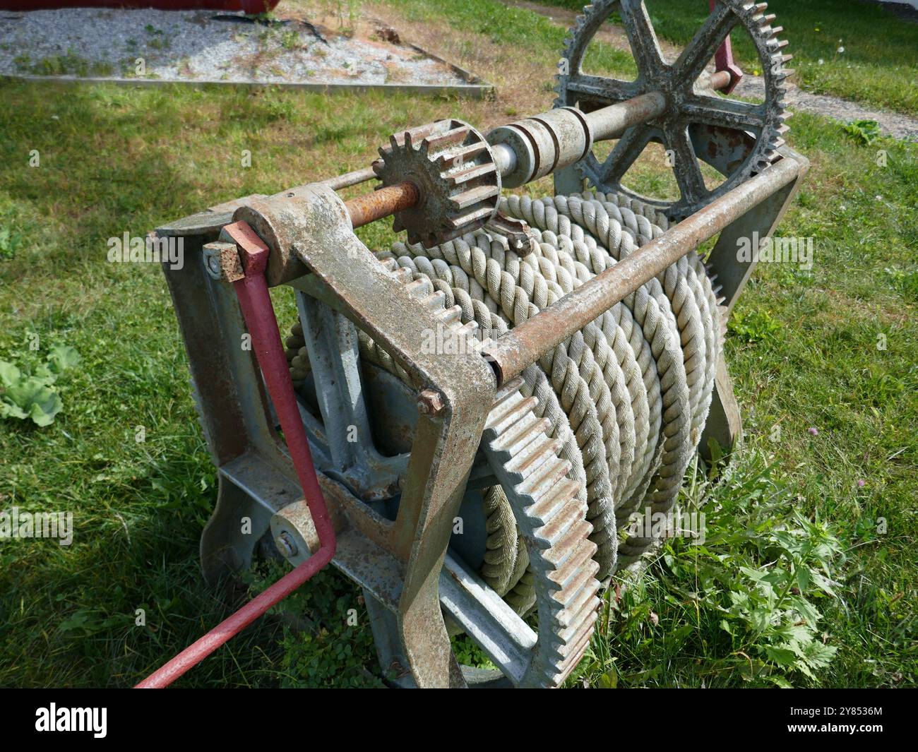 Antique nautical ship manual winch with rope and gears Stock Photo - Alamy