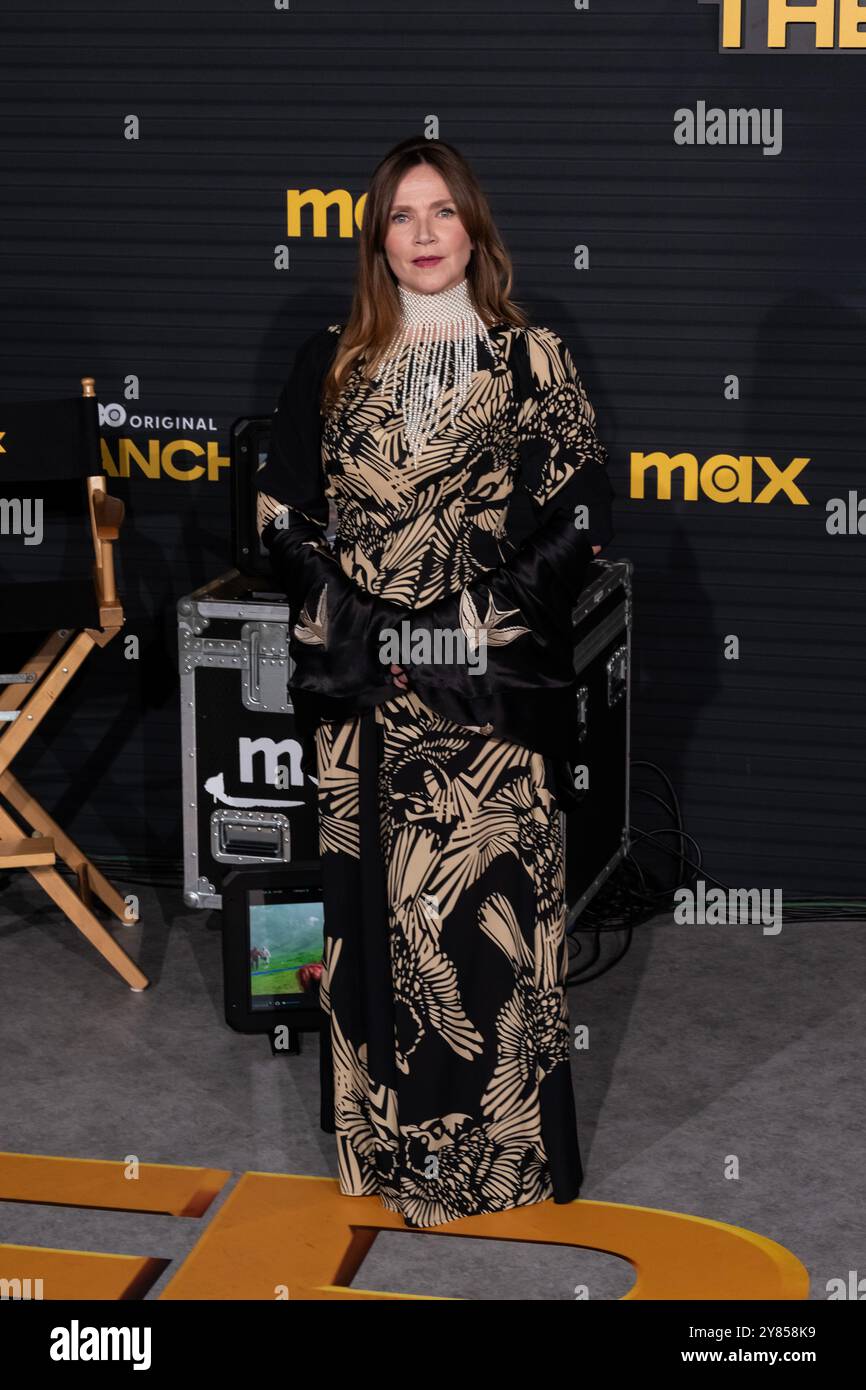 Jessica Hynes attends the Los Angeles Premiere of the HBO Original ...