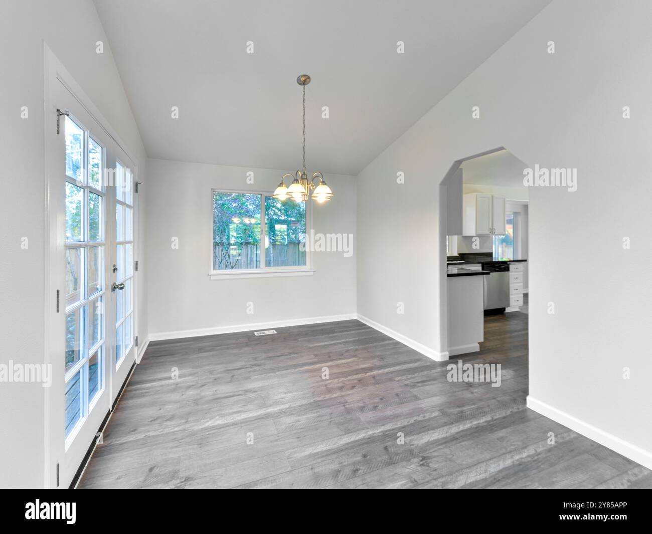 Modern residential empty dining room interior Stock Photo - Alamy