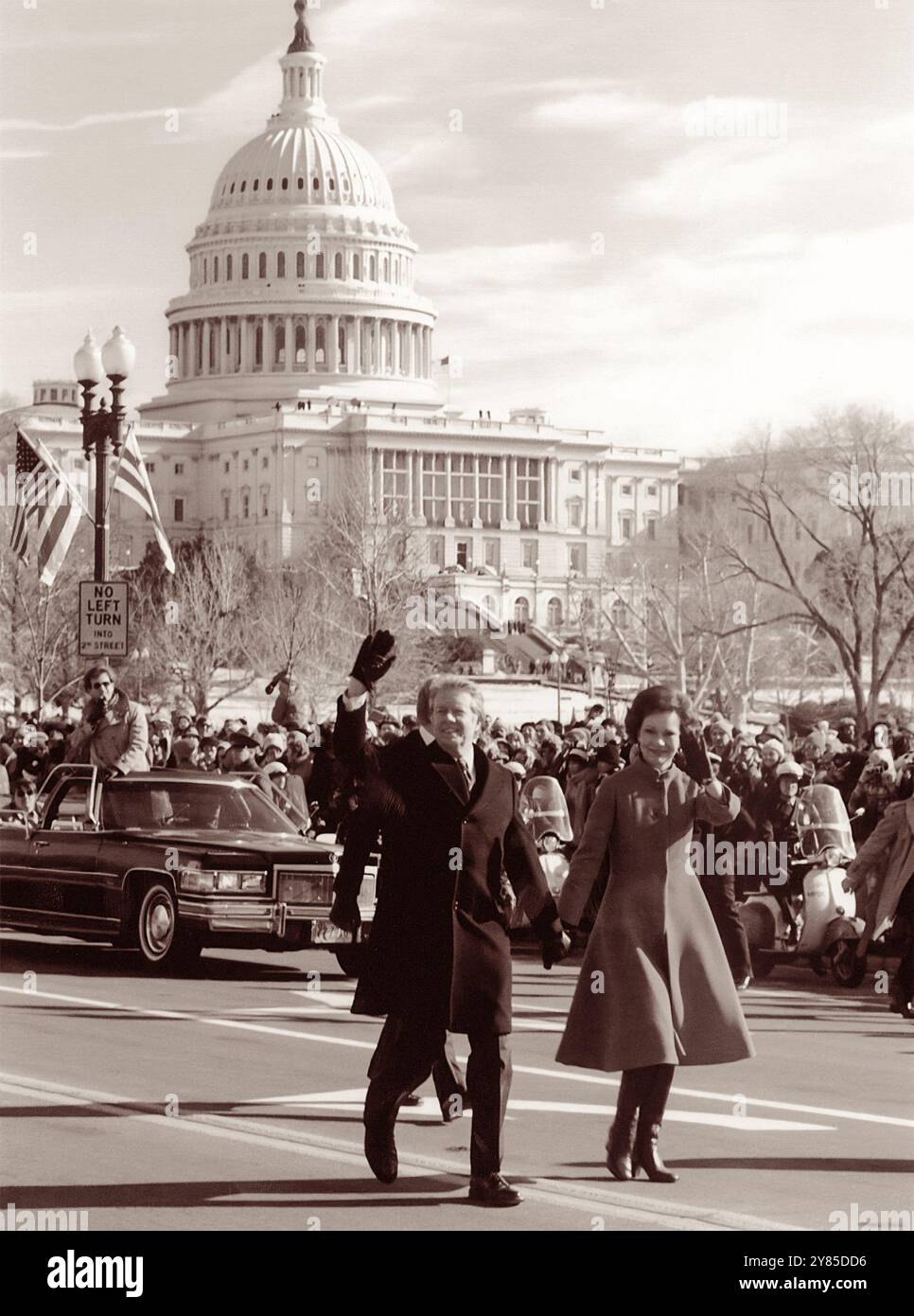 President Jimmy Carter and First Lady Rosalynn Carter walk down ...
