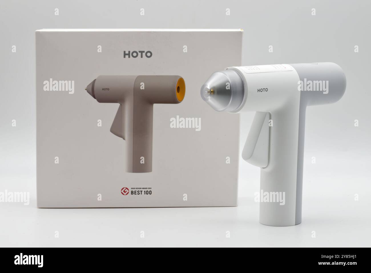 Hoto lithium glue gun on white background Stock Photo - Alamy