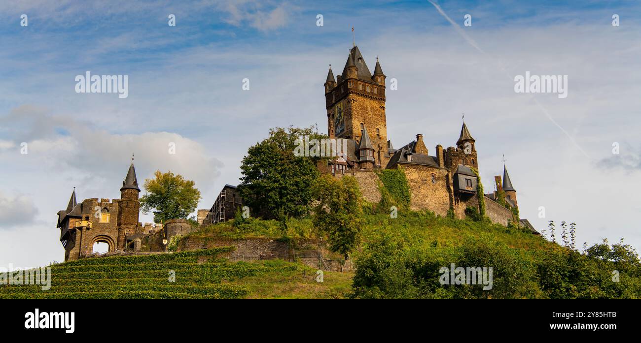 Imperial trophy hi-res stock photography and images - Alamy