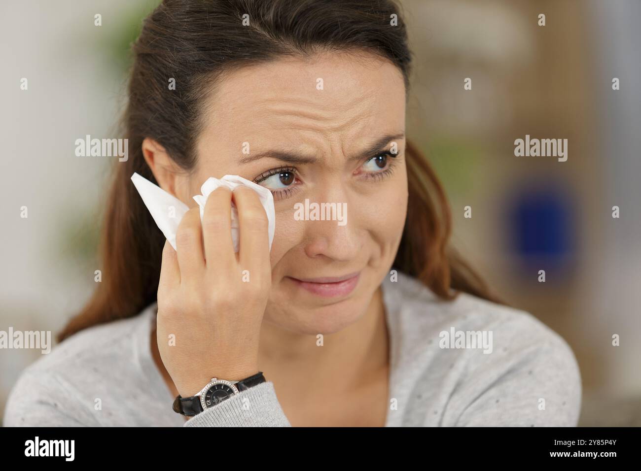 Close up crying female eyes hi-res stock photography and images - Alamy