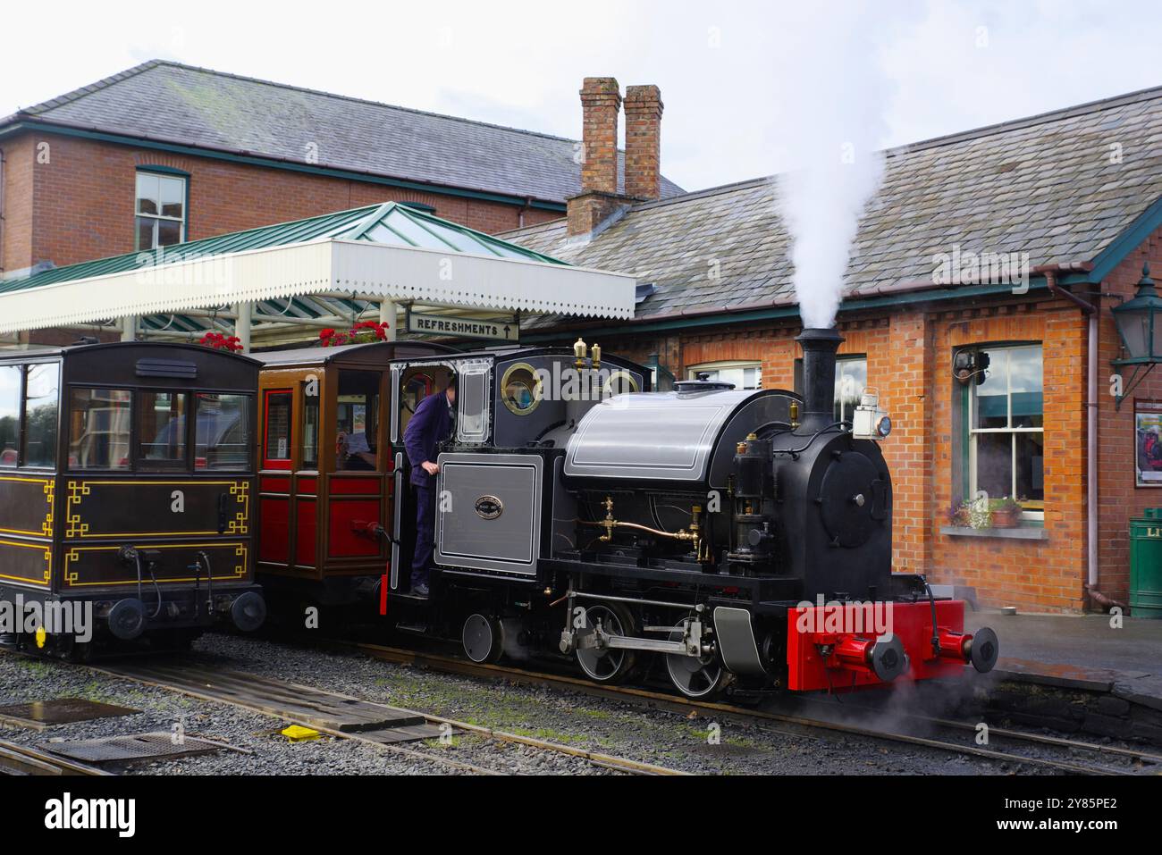 Talyllyn railway wharf hi-res stock photography and images - Alamy