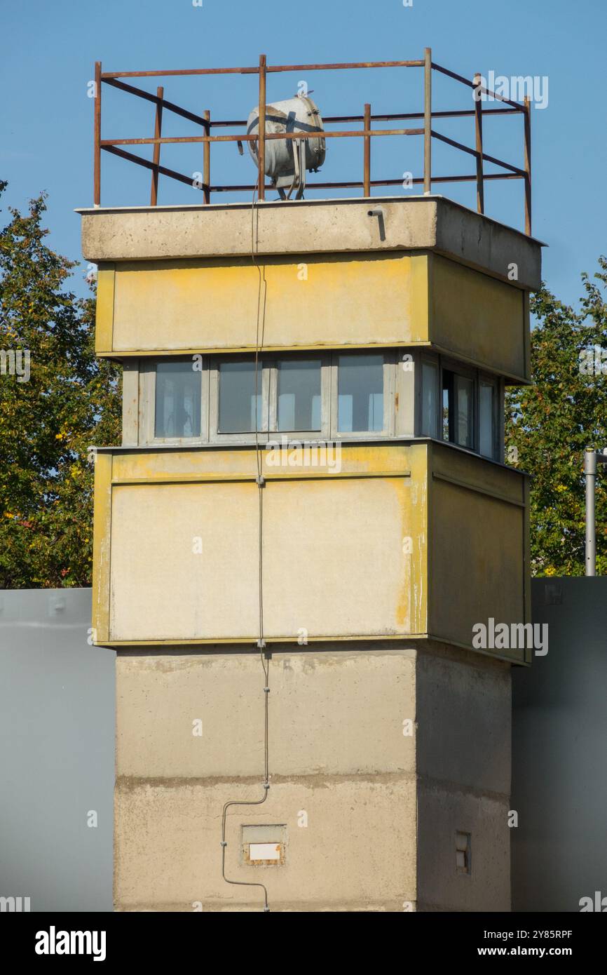 Tower Watchtower Berlin Wall Memorial - Gedenkstätte Berliner Mauer ...
