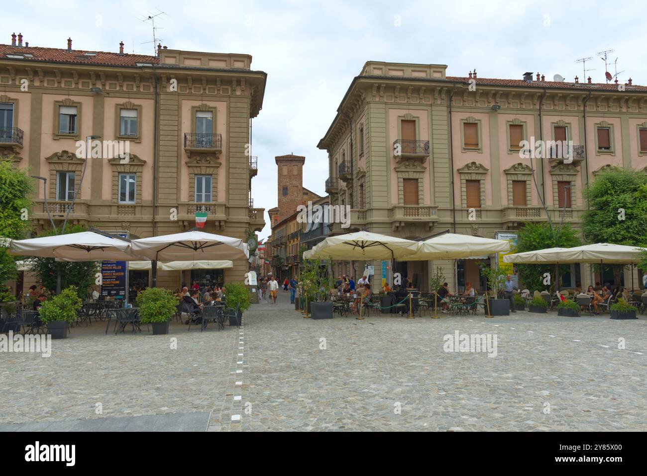 Truffle fair alba piedmont hi-res stock photography and images - Alamy