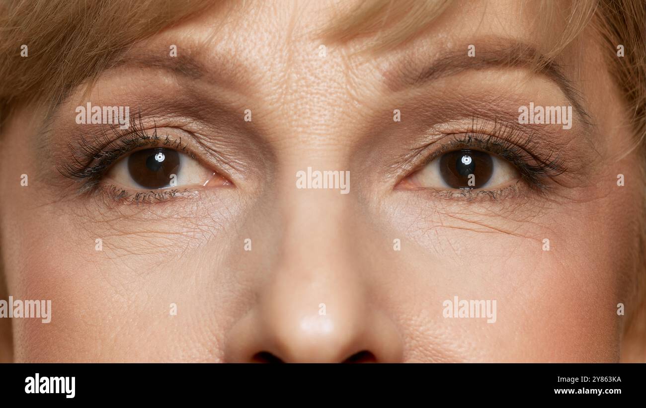 Mimicable hi-res stock photography and images - Alamy