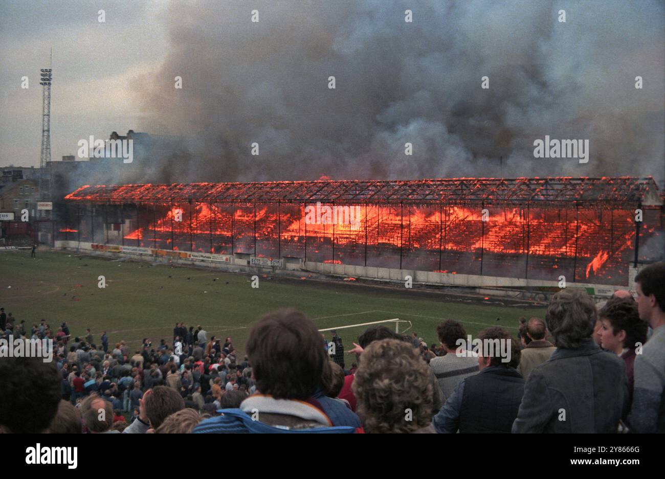 Bradford City Football Club Fire Disaster 11 May 1985 Stock Photo - Alamy