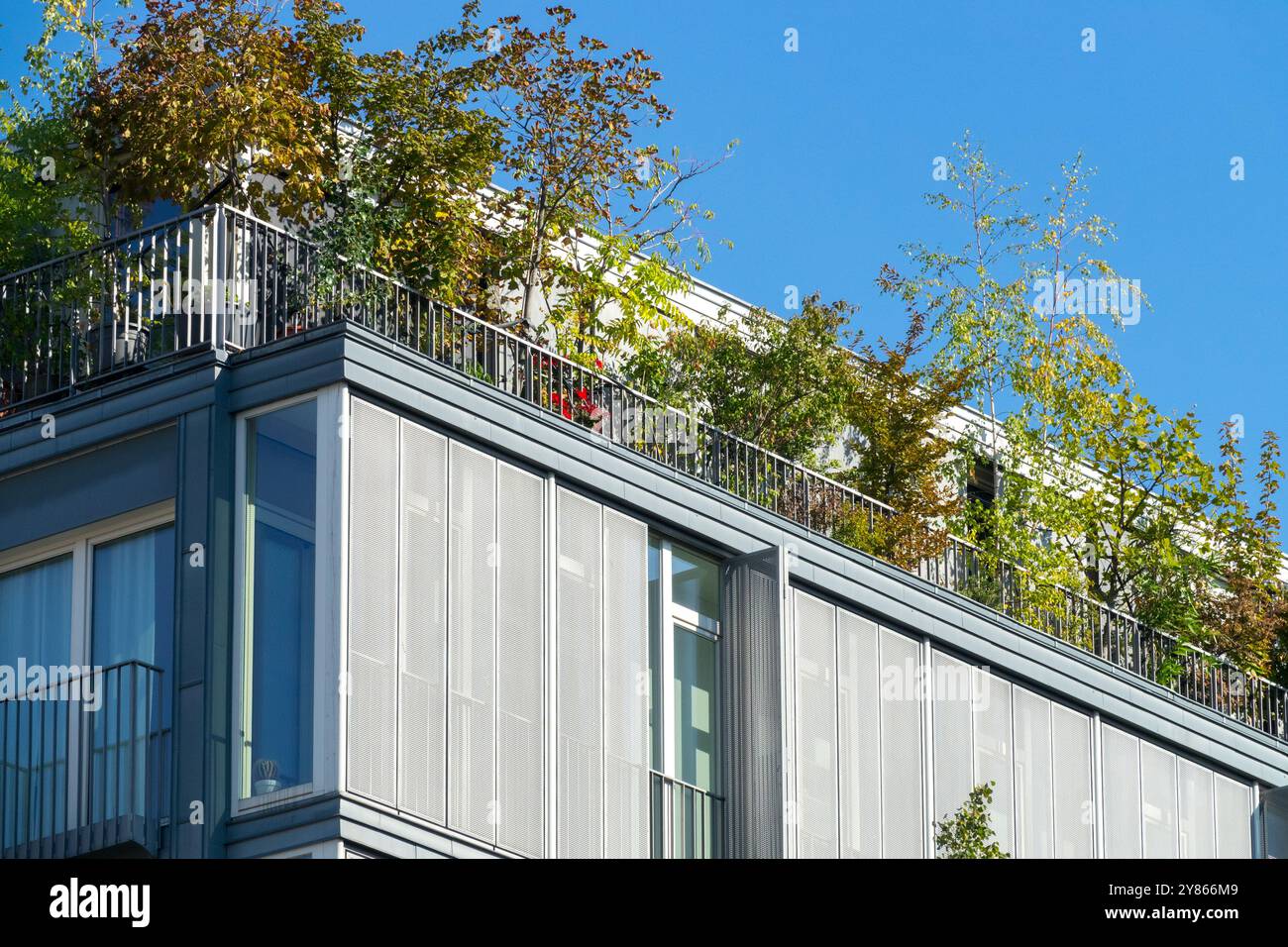 Green balconies hi-res stock photography and images - Alamy