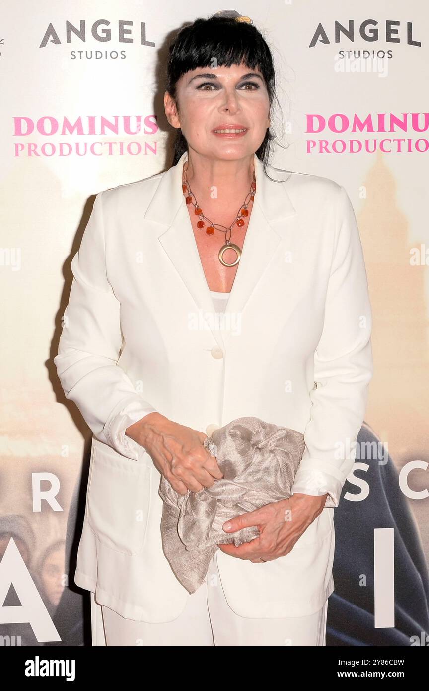 Mariangela dabbraccio hi-res stock photography and images - Alamy