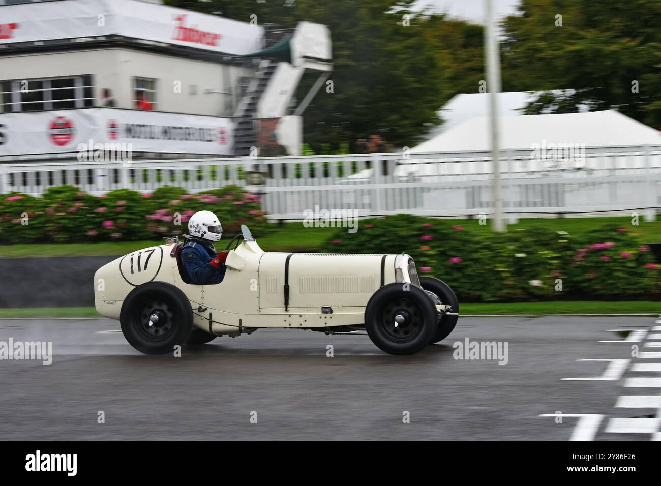 Julian Wilton, ERA B-Type R7B, Goodwood Trophy, a twenty minute race ...