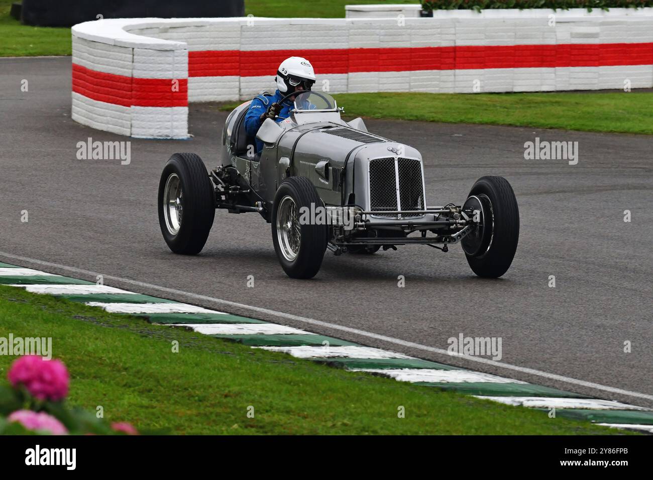 David Morris, ERA B-Type R11B, Goodwood Trophy, a twenty minute race ...