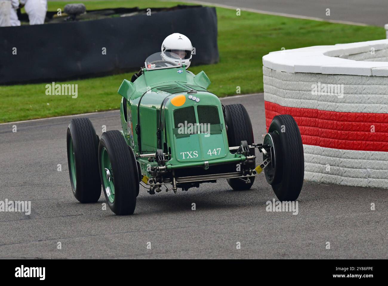 Mark Gillies, ERA A-Type R3A, Goodwood Trophy, a twenty minute race for ...