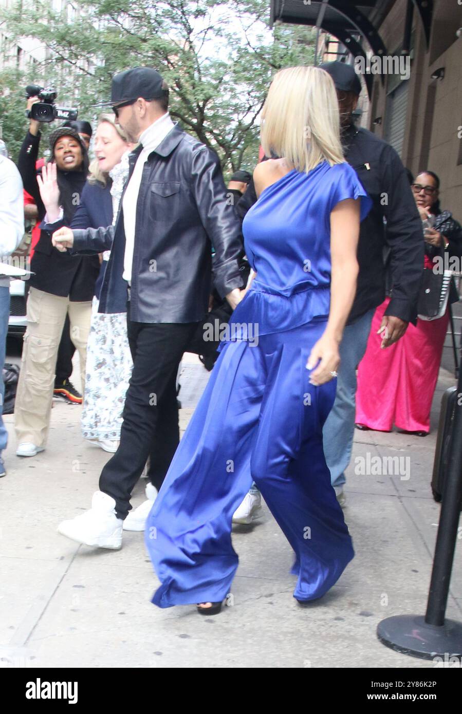 October 01, 2024 Donnie Wahlberg, Jenny McCarthy on Sherri to talk ...