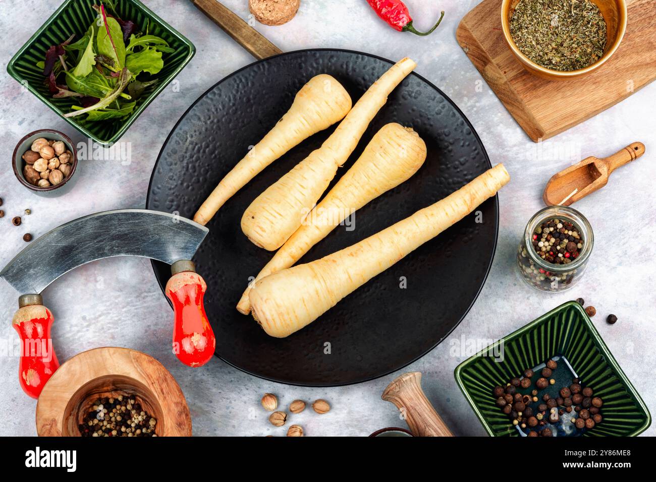 Raw and uncooked parsnips roots. Concept of healthy eating Stock Photo ...