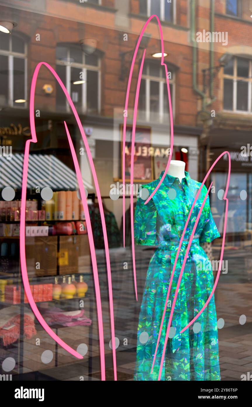 shop window displays Stock Photo - Alamy