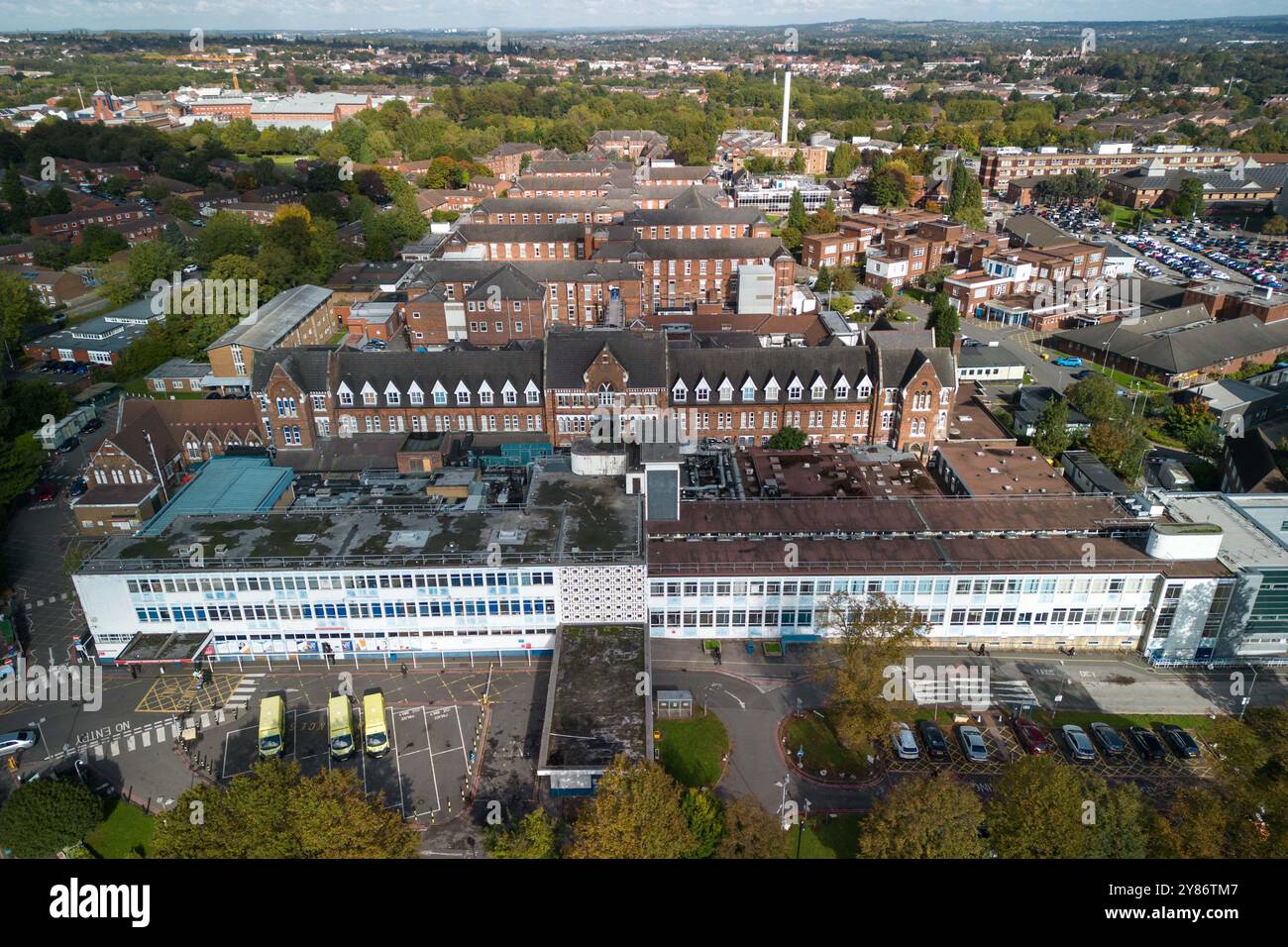 Dudley Road, Birmingham, 3rd October, 2024. Birmingham's City Hospital ...