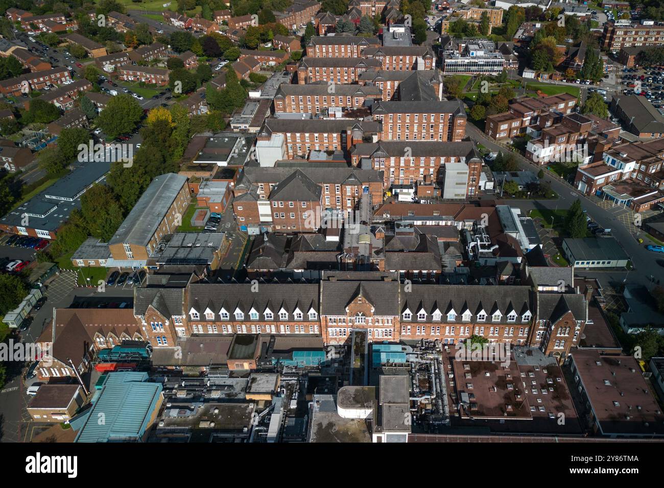 Dudley Road, Birmingham, 3rd October, 2024. Birmingham's City Hospital ...