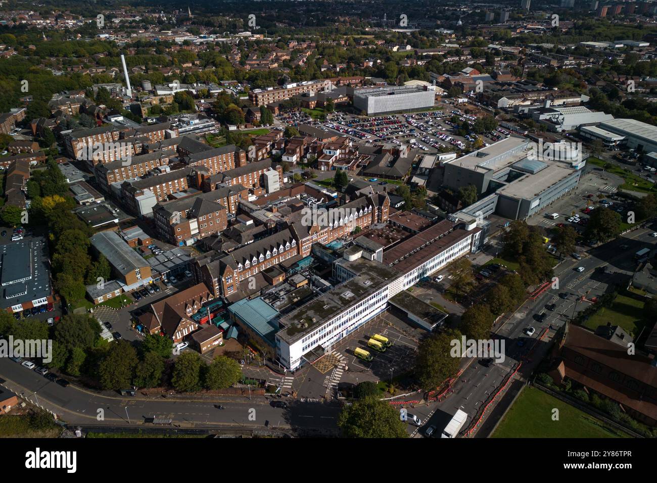 Dudley Road, Birmingham, 3rd October, 2024. Birmingham's City Hospital ...