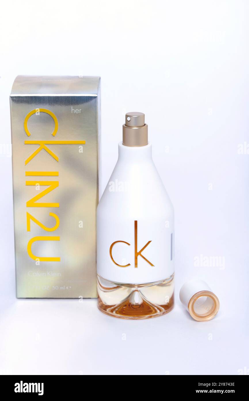 Lifestyle calvin klein perfume hi-res stock photography and images - Alamy