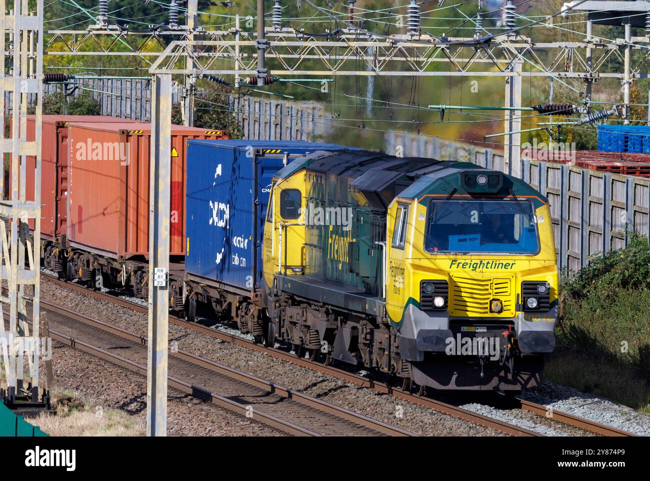 Class 88 loco hi-res stock photography and images - Alamy
