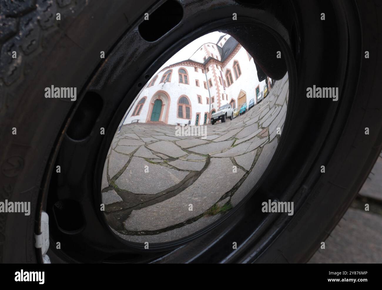Augustusburg, Germany. 03rd Oct, 2024. Trabant 601 vehicles and a ...