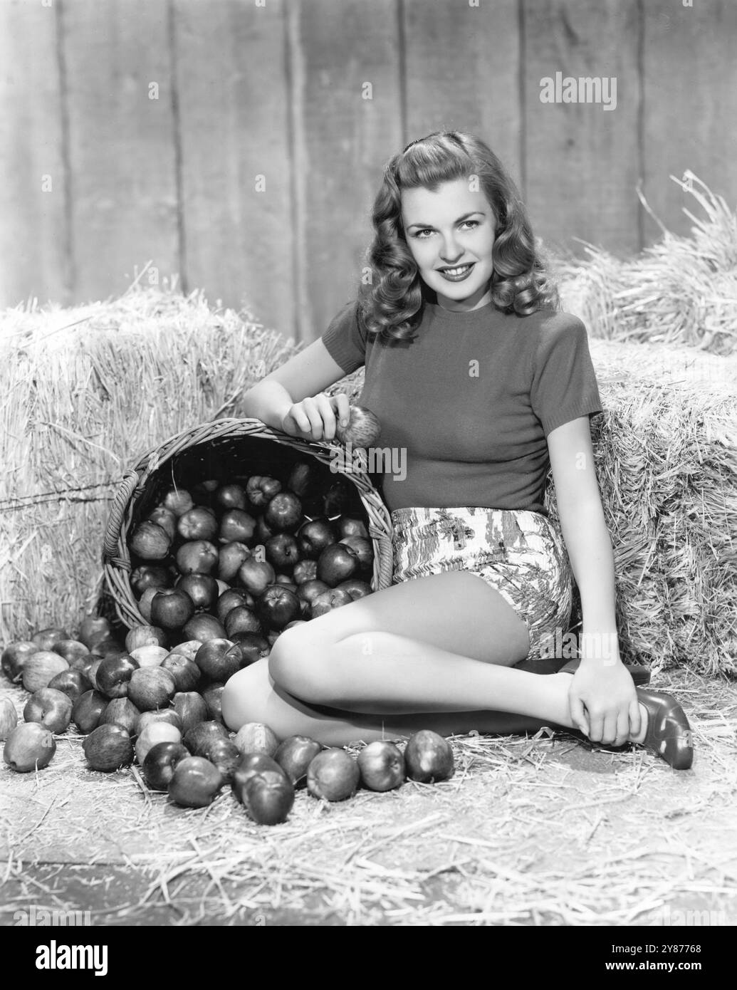 Pin-Up Portrait Hollywood Actress PEGGY KNUDSEN 1946 Warner Bros Stock ...