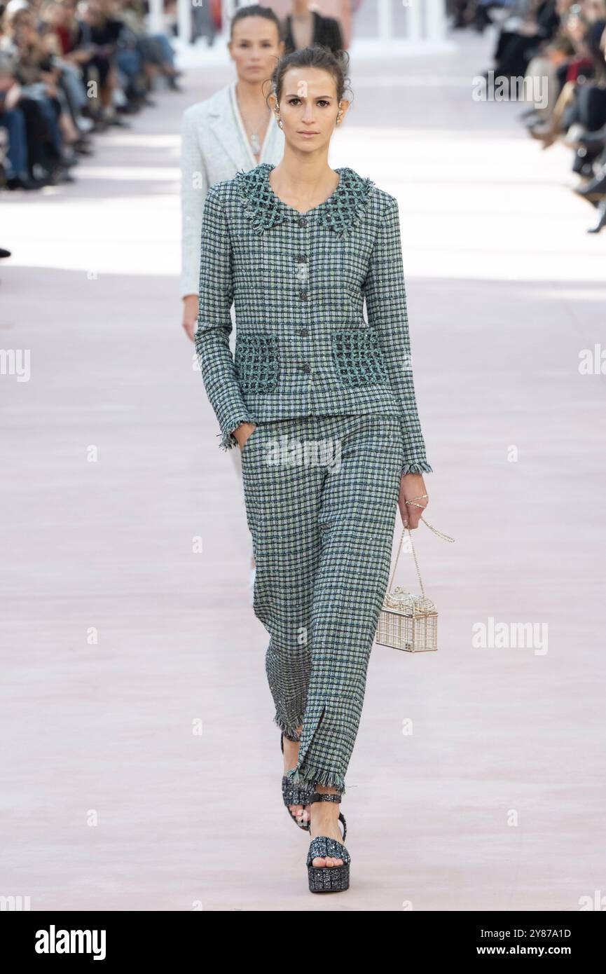 Paris, France. 01st Oct, 2024. Model Jeanne Cadieu is seen on the ...