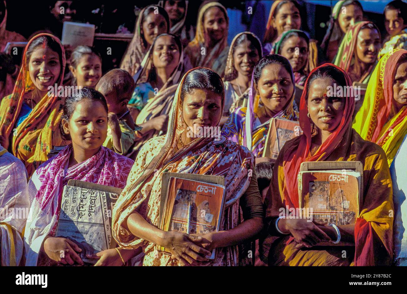 Education women bangladesh hi-res stock photography and images - Alamy