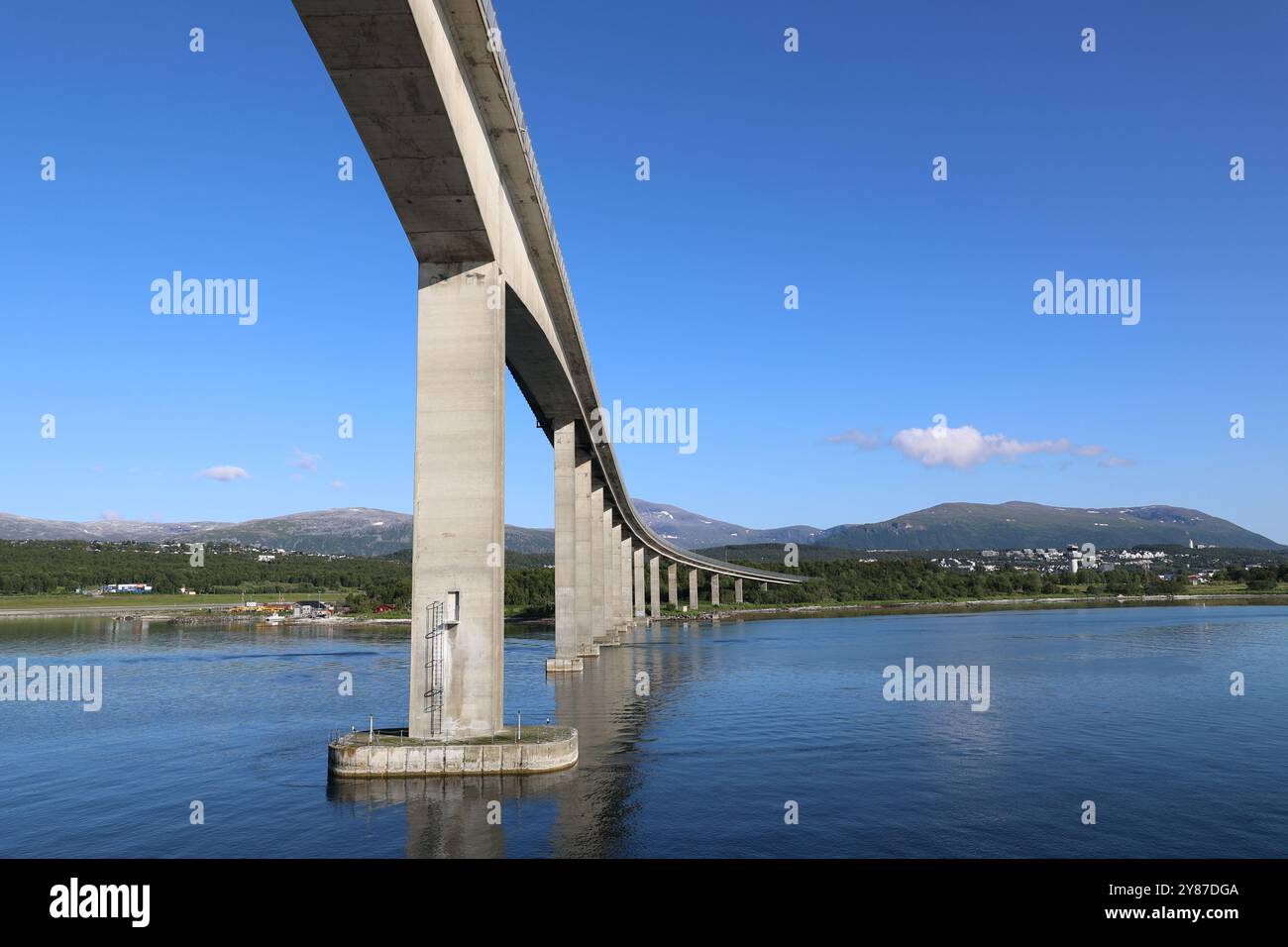 Sandnessund bridge hi-res stock photography and images - Alamy