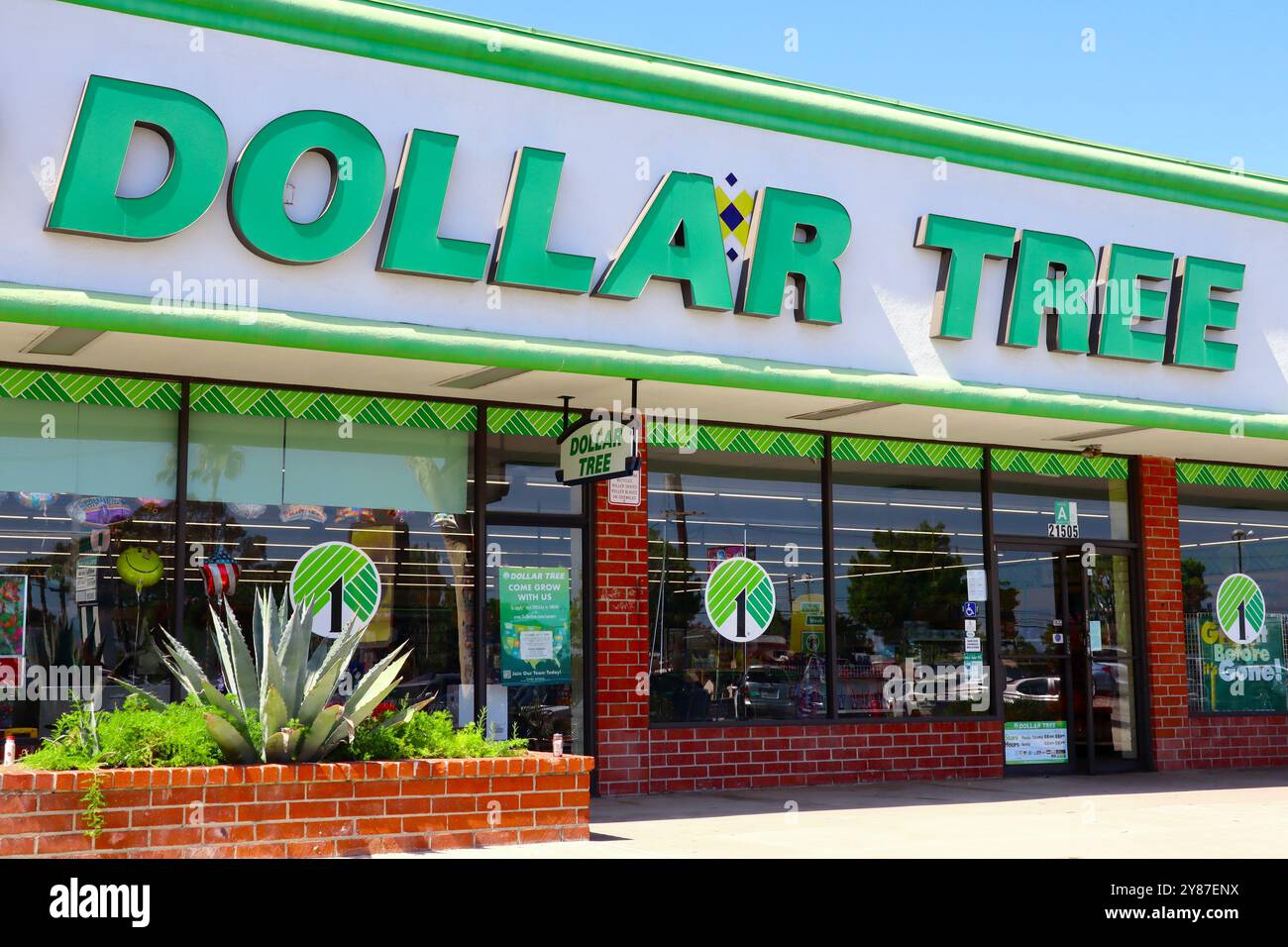 DOLLAR TREE Store, American chain of discount variety stores that sells ...