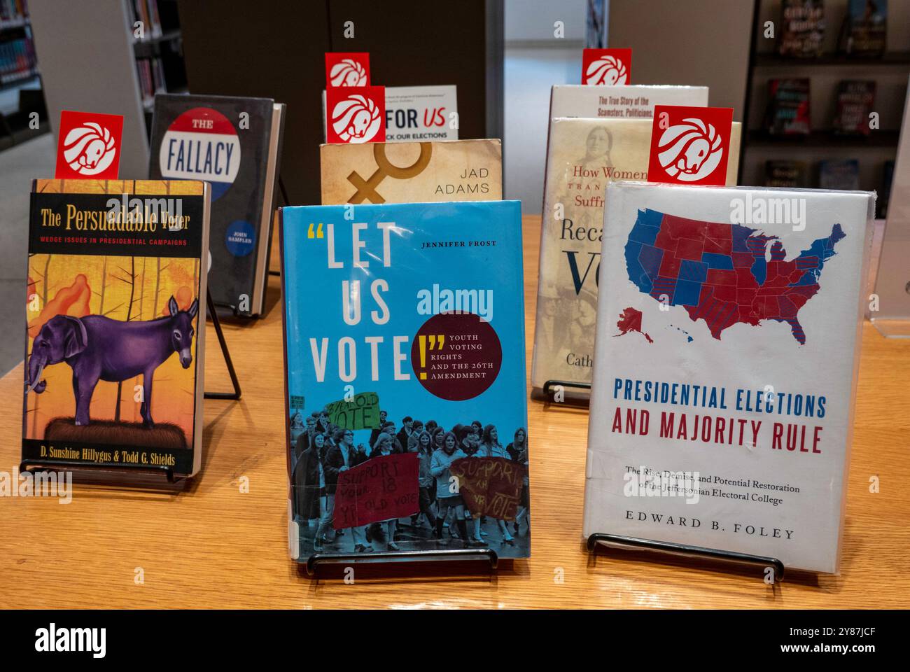 Interior new york public library map hi-res stock photography and ...