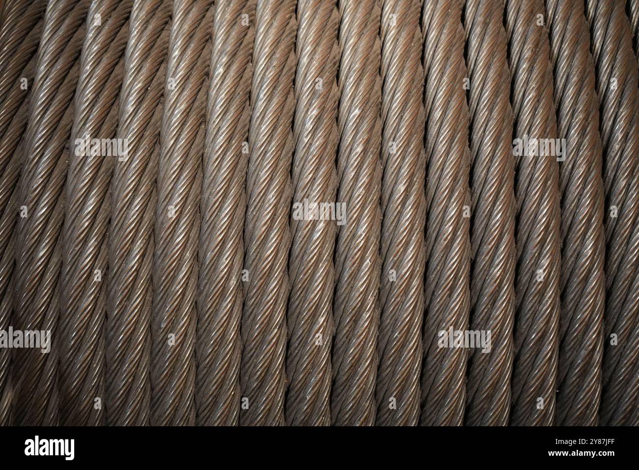 Drum of one and five sixteenth inches (34mm) 6 strands of 19 wires ...